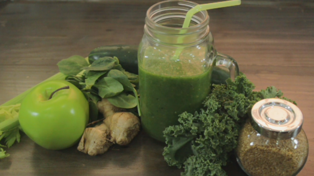 Forma correcta de preparar el jugo verde para adelgazar